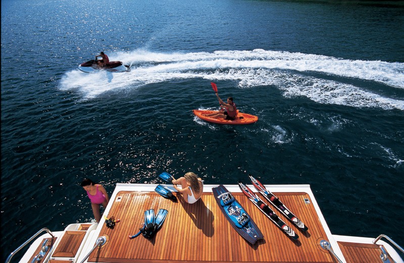 Yacht PANDORA, Custom Line (Ferretti Group) | CHARTERWORLD Luxury ...